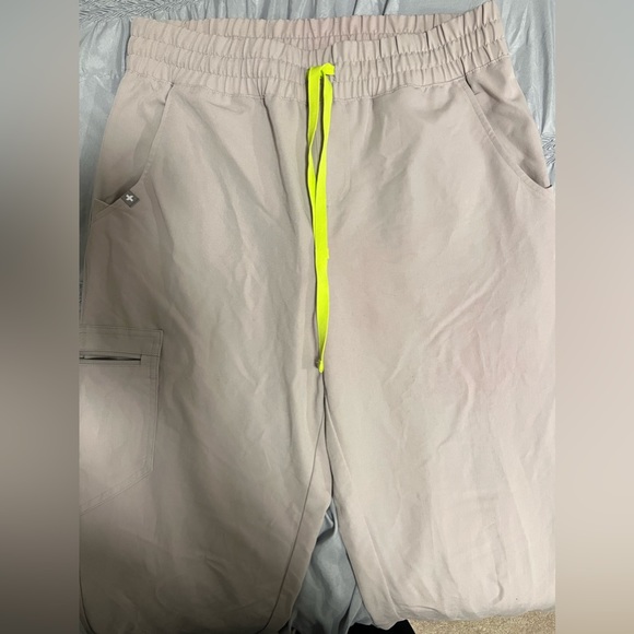 Figs | Pants & Jumpsuits | Figs Slate Scrub Set | Poshmark